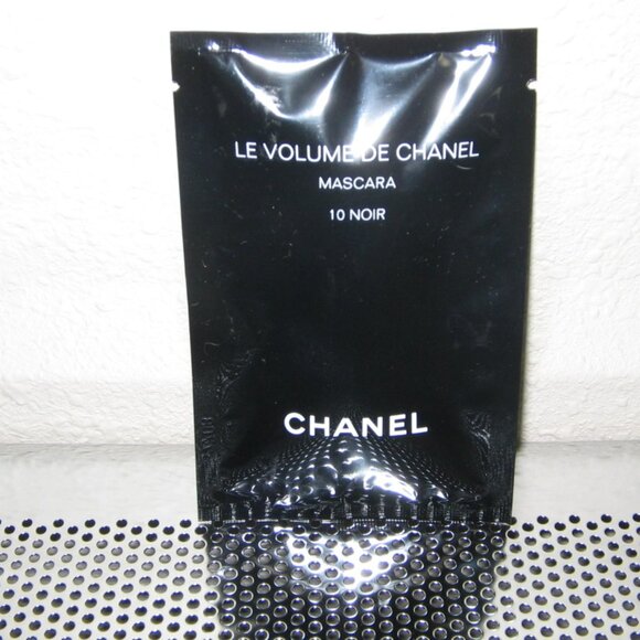 CHANEL | Makeup | Chanel Le Volume De Chanel Mascara Noir Mascara ...
